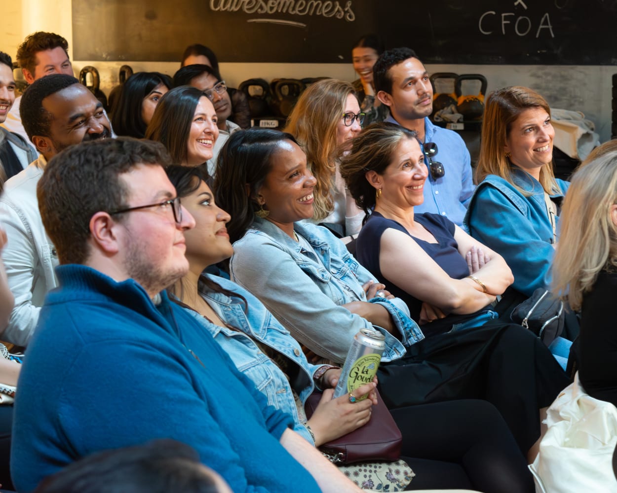 Live Comedy Shows in Paris | Don't Tell Comedy