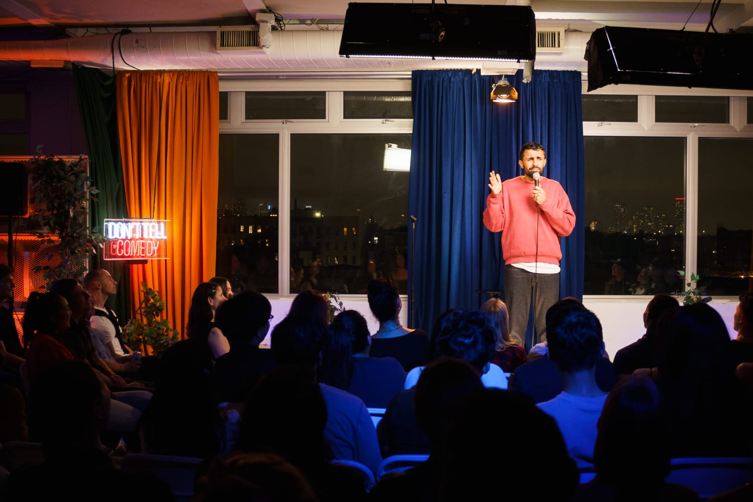 Live Comedy Shows in Delaware - New Castle County | Don't Tell Comedy